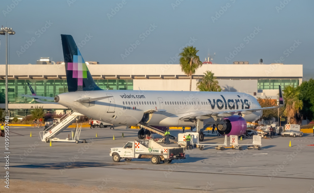 Los Cabos, B.C.S., Mexico. Nov 22, 2024. A Volaris Airbus A321 parked ...