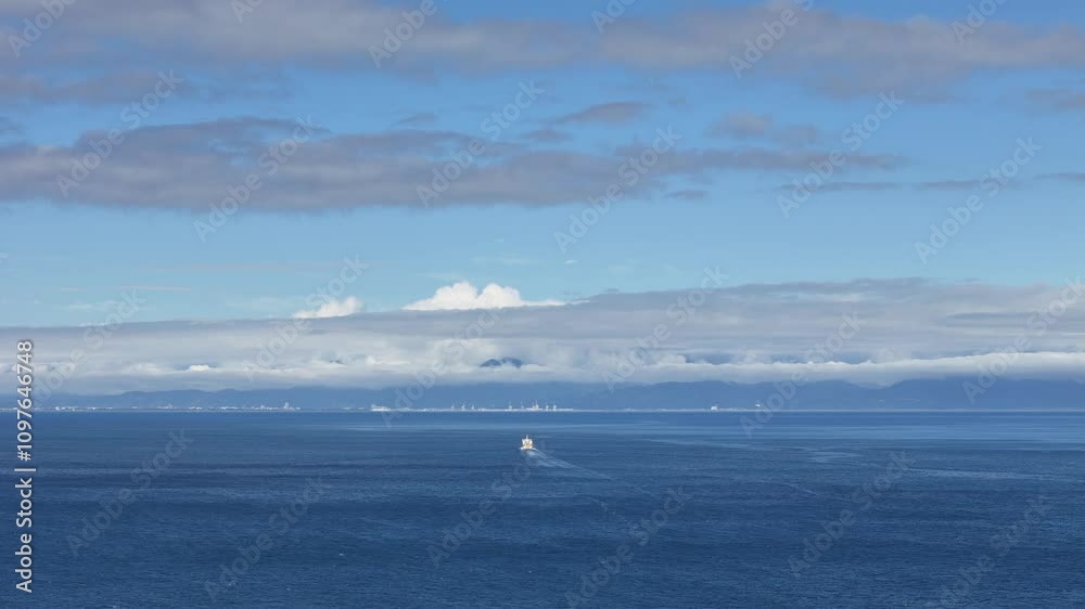 I took this photo of Toi, located in Izu City, Shizuoka Prefecture. The ...