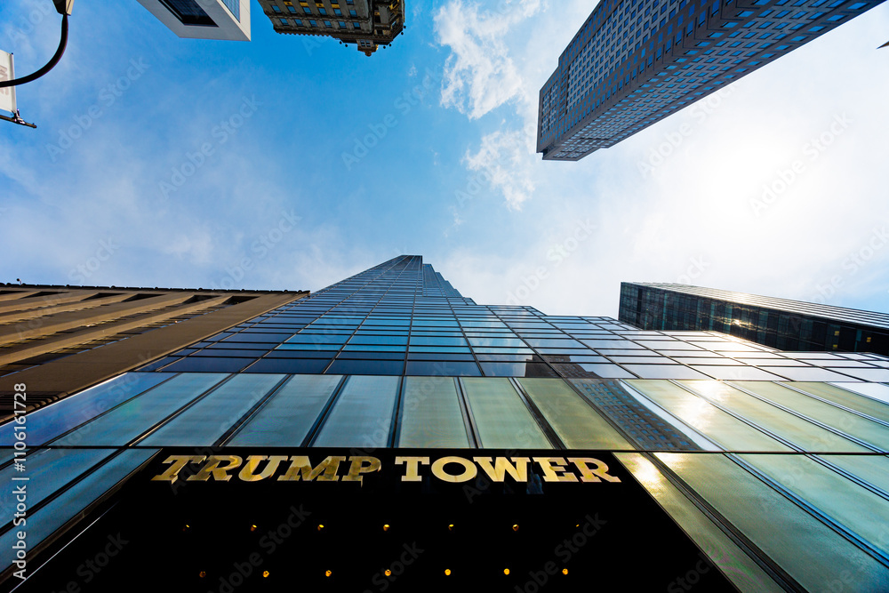 Poster Trump Tower Skyscraper Perspective – Wall Art | UkPosters