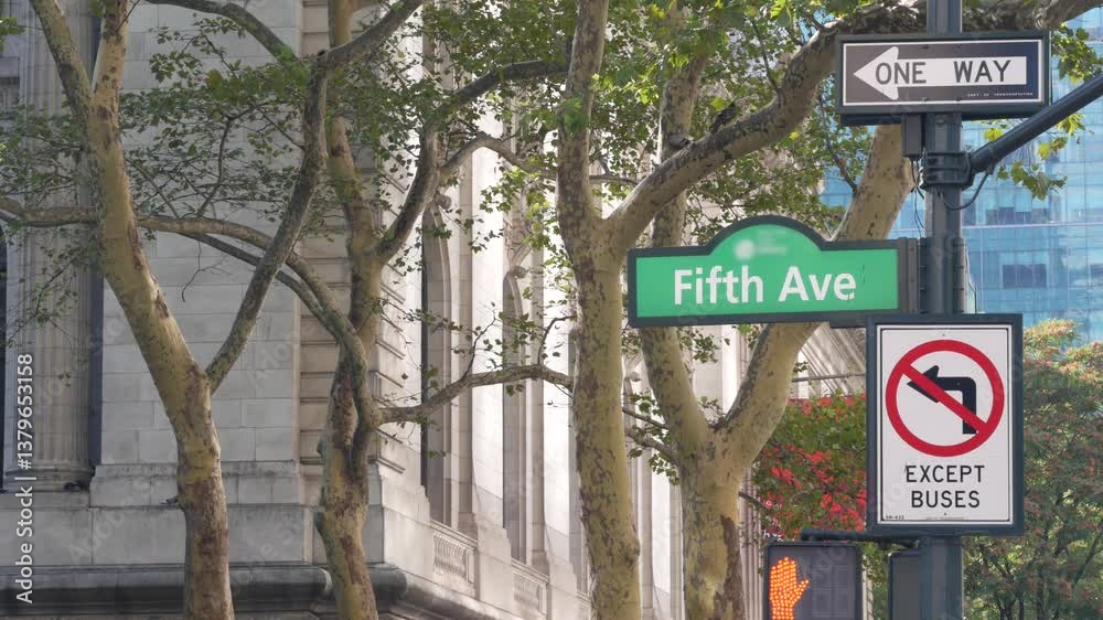 Fifth avenue, 5 ave road sign, Manhattan midtown architecture, New York ...