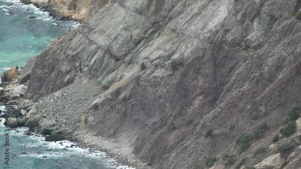 Landslide Coastal Erosion California Cliff Collapse: Recent geological ...