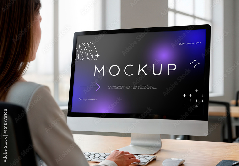 Computer Screen Mockup with Woman Шаблон Stock | Adobe Stock