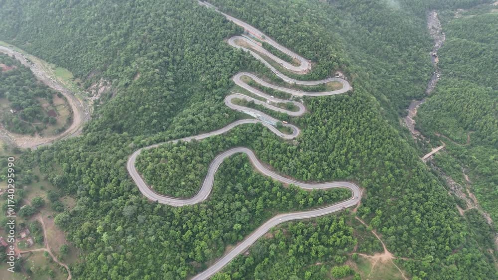 Breathtaking Patratu Valley in Jharkhand – winding roads, lush green ...
