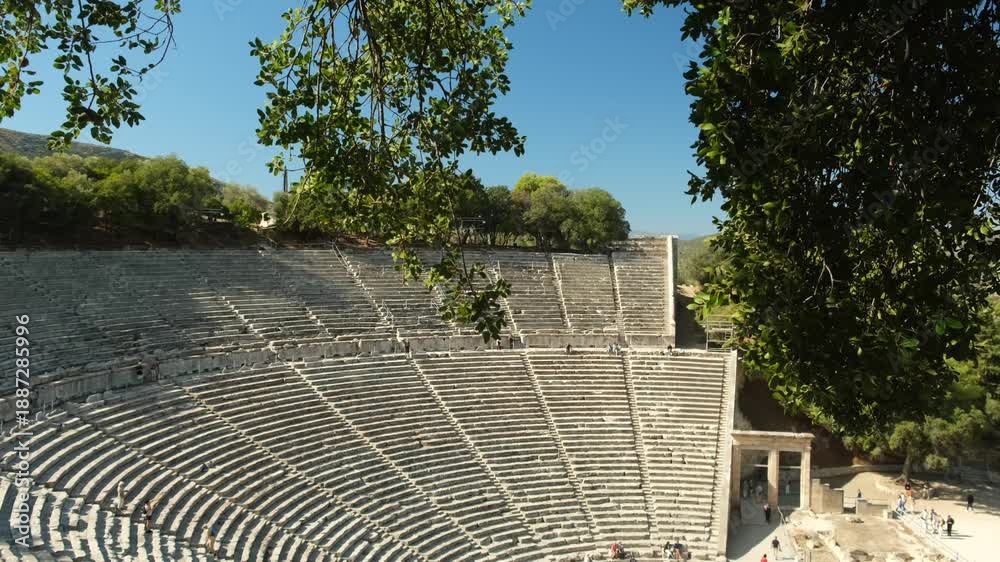 ancient amphitheater in Epidaurus, Peloponnese, Greece vídeo do Stock ...